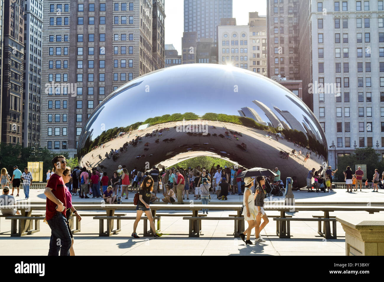 CHICAGO, ILLINOIS (USA) - JULY 22nd, 2016: Millennium Park, Chicago ...