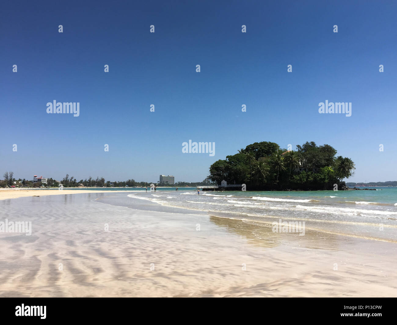 Taprobane Island Bay Beach in Weligama, Sri Lanka Stock Photo - Alamy