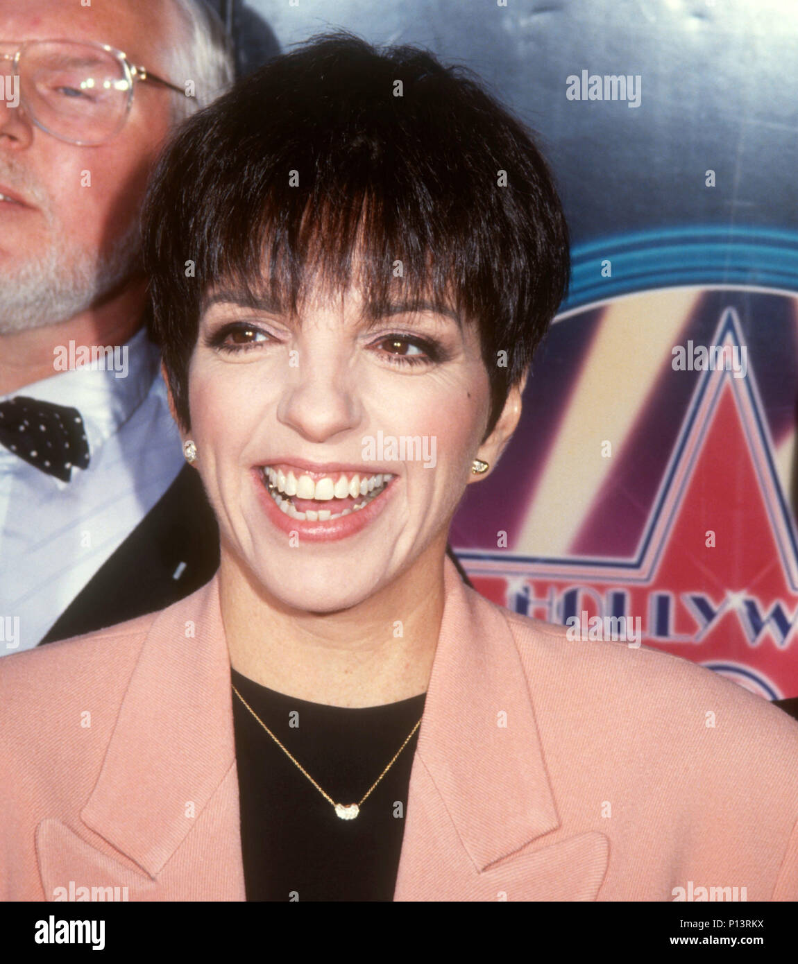 HOLLYWOOD, CA - SEPTEMBER 30: Actress/singer Liza Minelli attends the ...