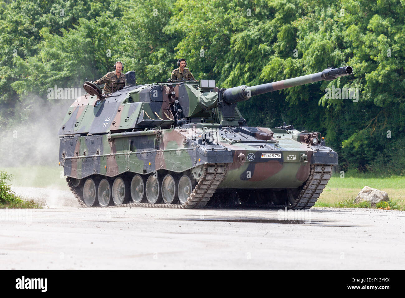 FELDKIRCHEN / GERMANY - JUNE 9, 2018: German Panzerhaubitze 2000 ...