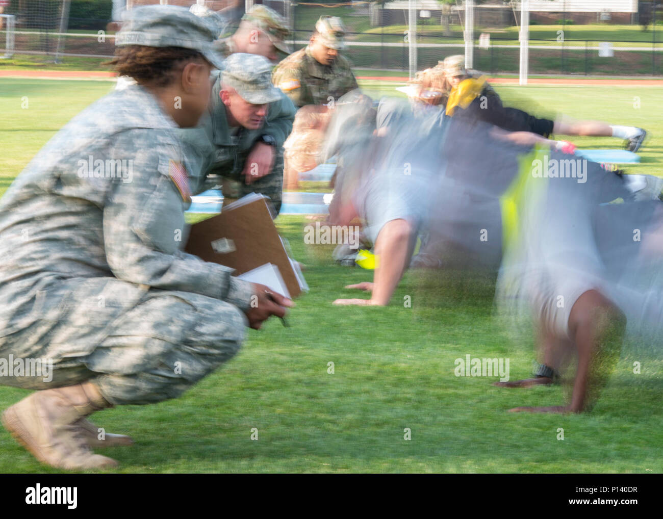 Soldiers with the U.S. Army Reserve 335th Signal Command (Theater ...
