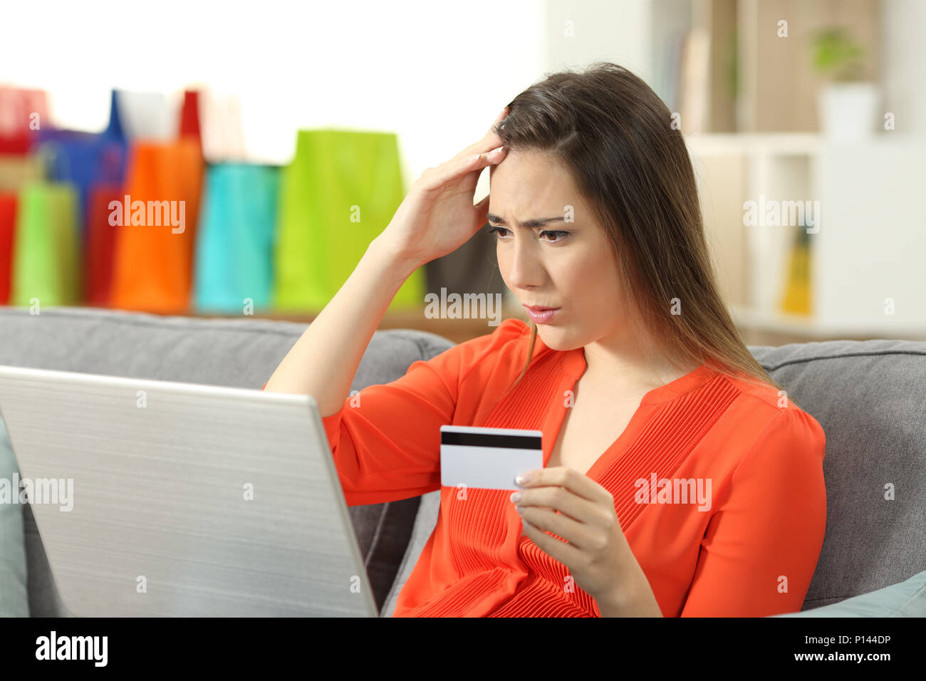 Shopper confused hi-res stock photography and images - Alamy