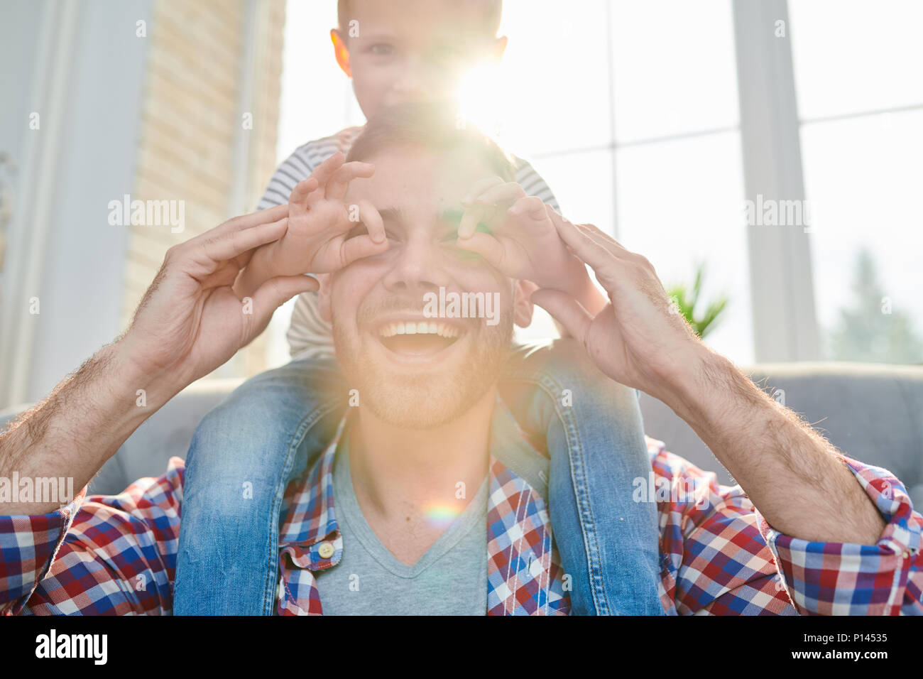 Loving dad hi-res stock photography and images - Alamy