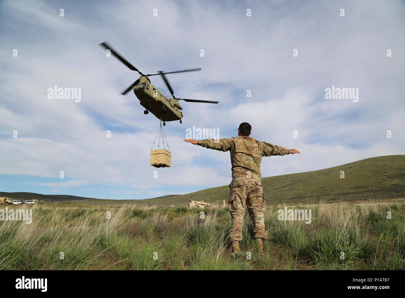 U.S. Army Staff Sgt. Keith Beardsley, an Air Assault instructor with ...