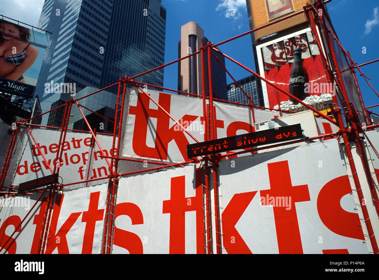 1995 Theatre Development Fund TKTS Sign in Times Square, NYC, USA Stock ...