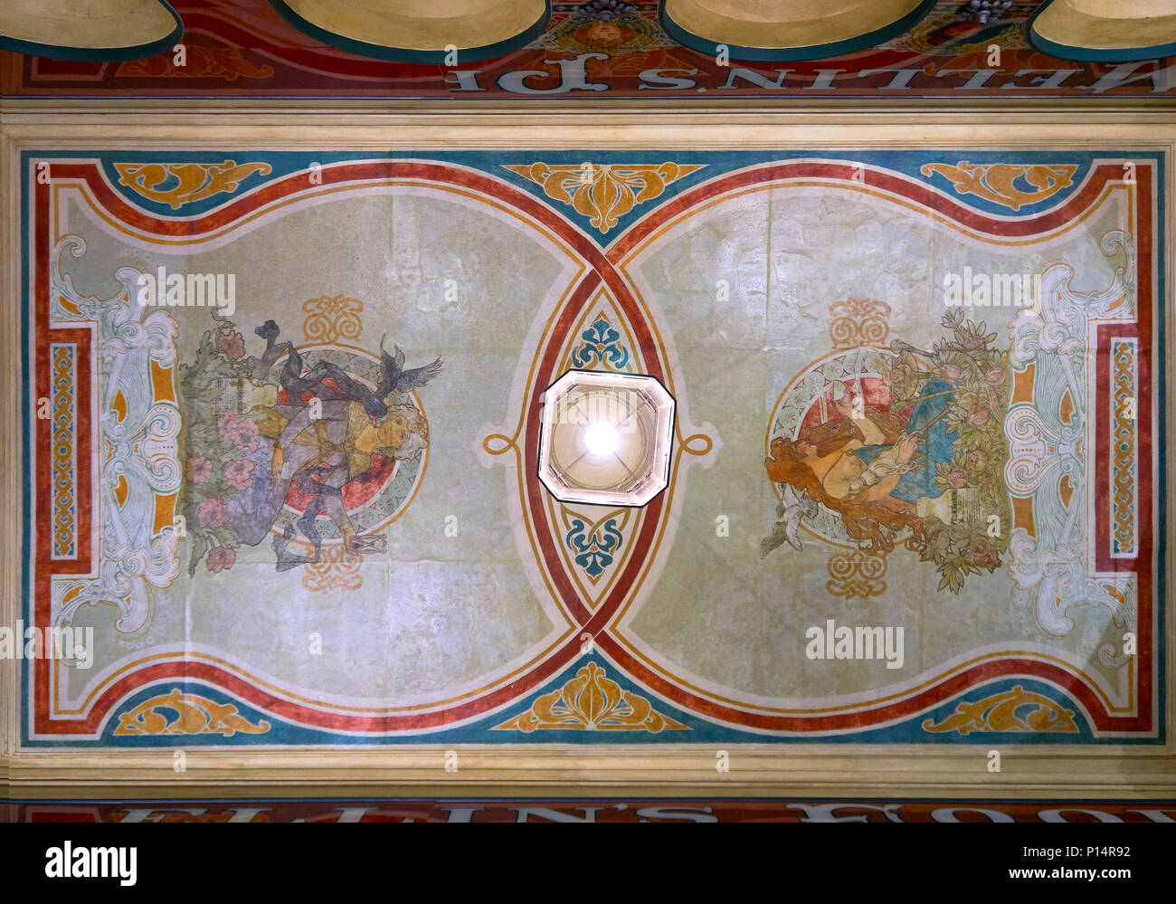 Alster arcade hi-res stock photography and images - Alamy