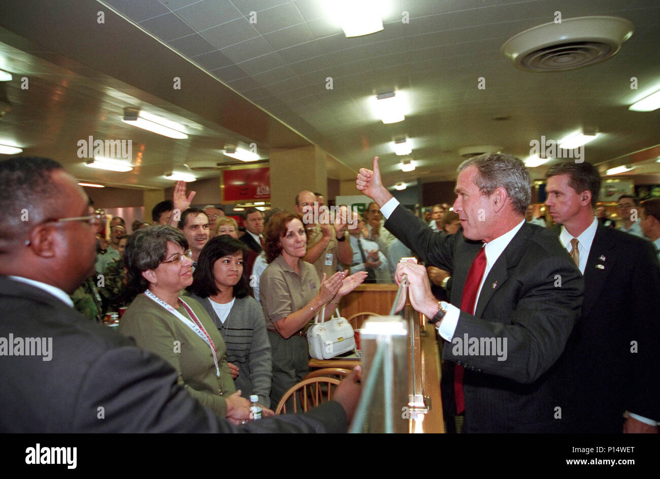 Pentagon cafeteria bush hi-res stock photography and images - Alamy