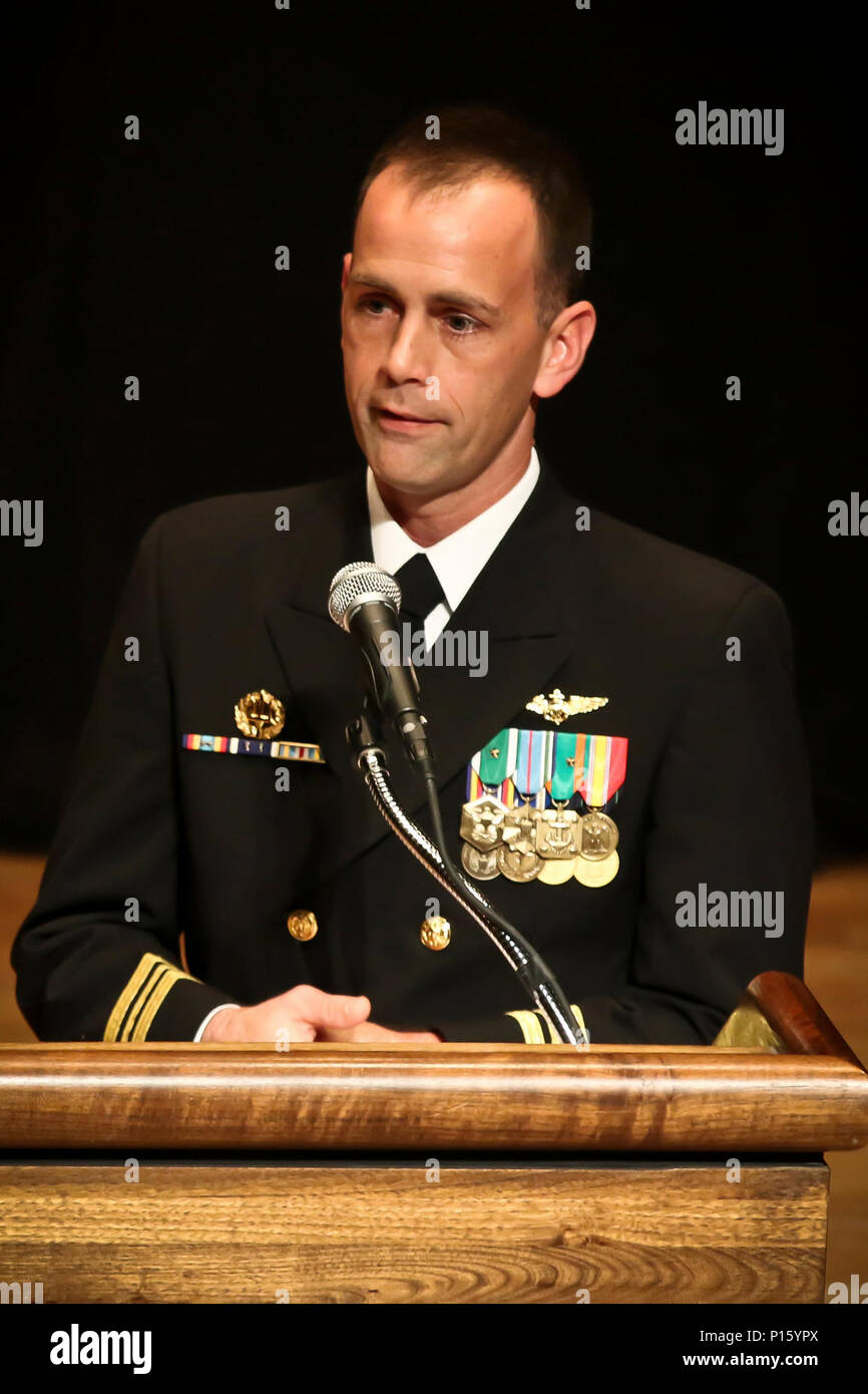 Tenn. (May 5, 2017) Lt. Cmdr. Joseph D. Tanner, commanding officer of ...