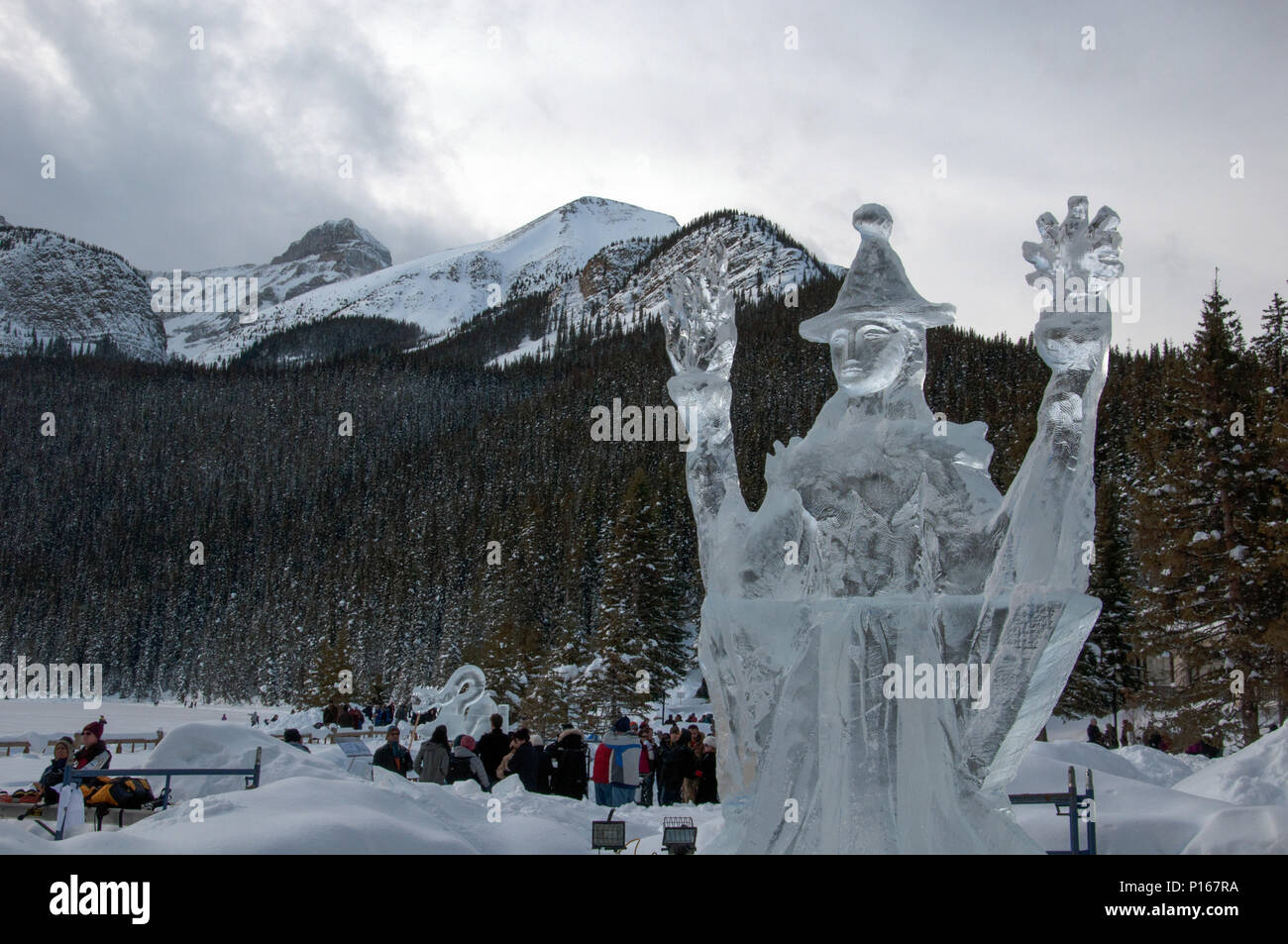 Wizard Ice Sculpture, Ice Castle, Ice Magic Festival, Chateau Lake ...