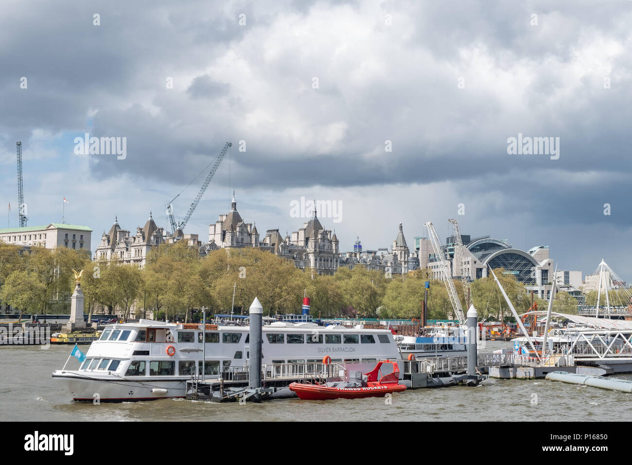 Passenger tour hi-res stock photography and images - Alamy