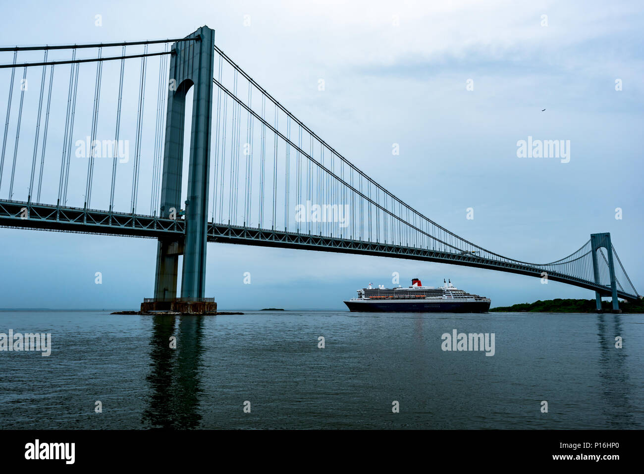 Brooklyn, New York, USA - June 10, 2018: RMS Queen Mary 2 passing under ...