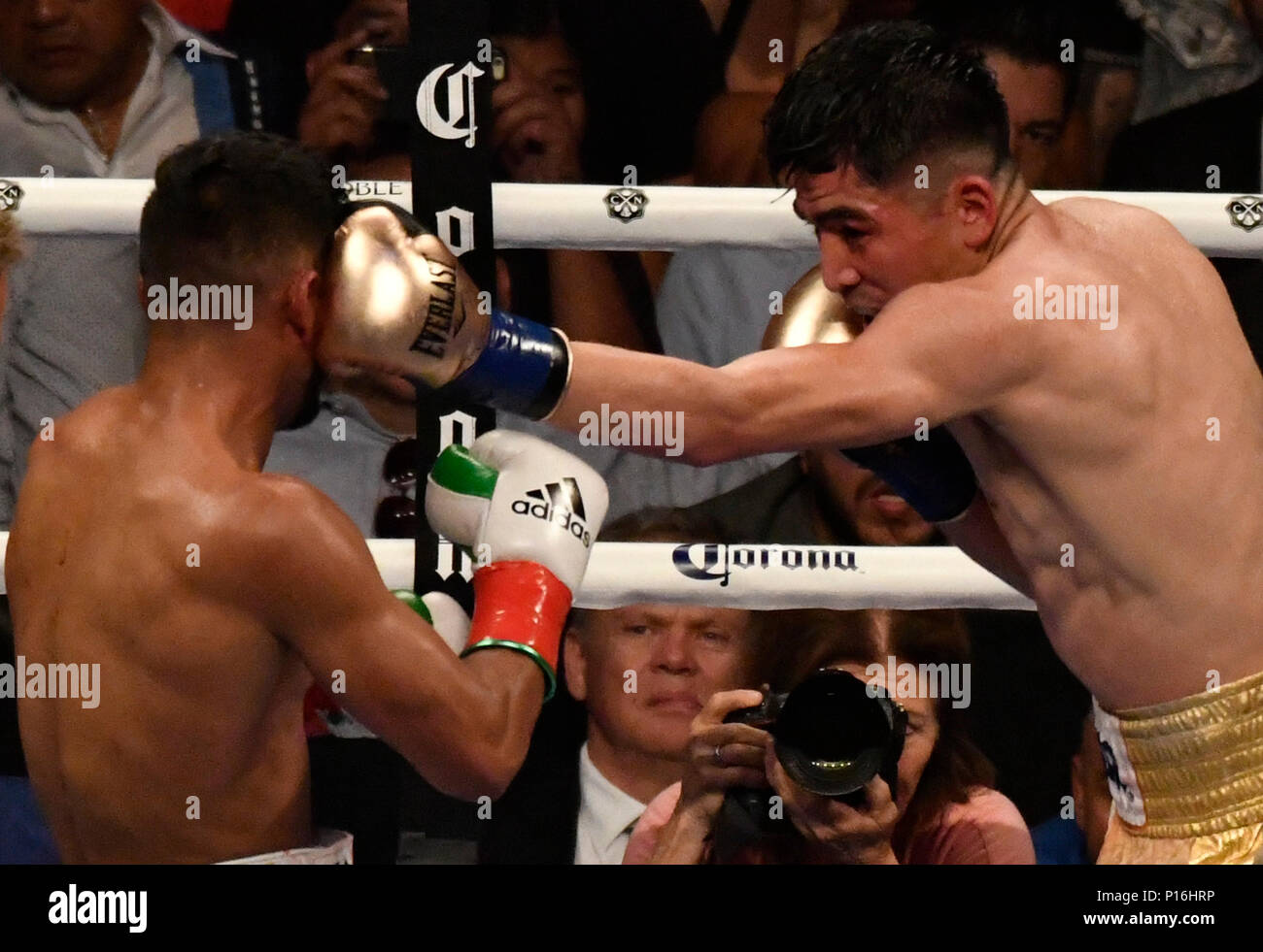 552 diamond hi-res stock photography and images - Alamy