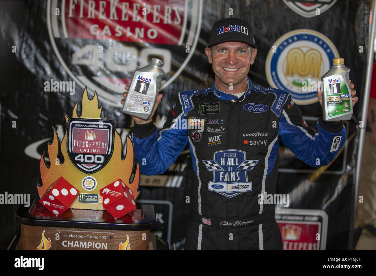 Brooklyn, Michigan, USA. 10th June, 2018. Clint Bowyer (14) wins the ...