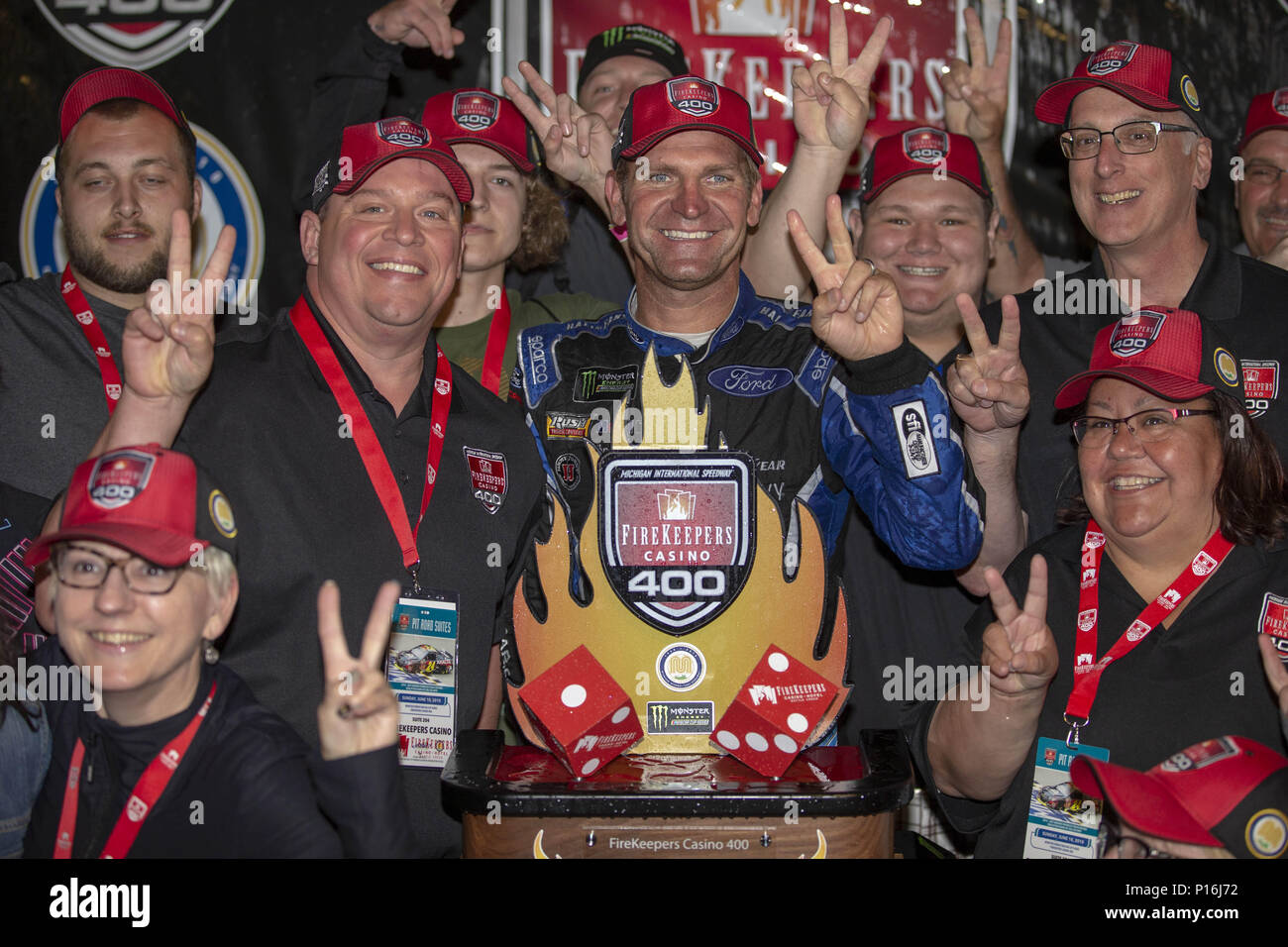 Brooklyn, Michigan, USA. 10th June, 2018. Clint Bowyer (14) wins the ...