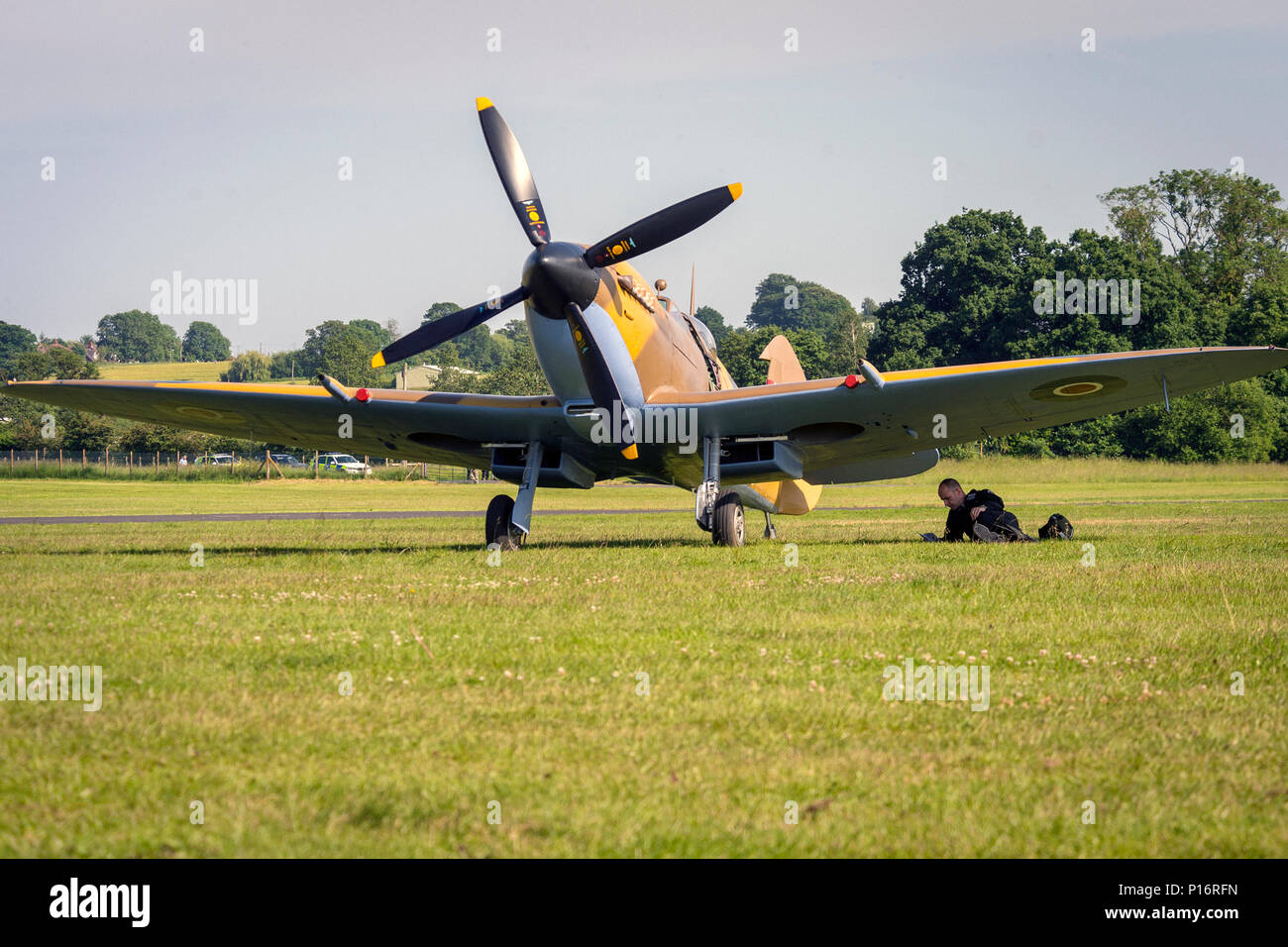 Aircraft spaning 100 years hi-res stock photography and images - Alamy