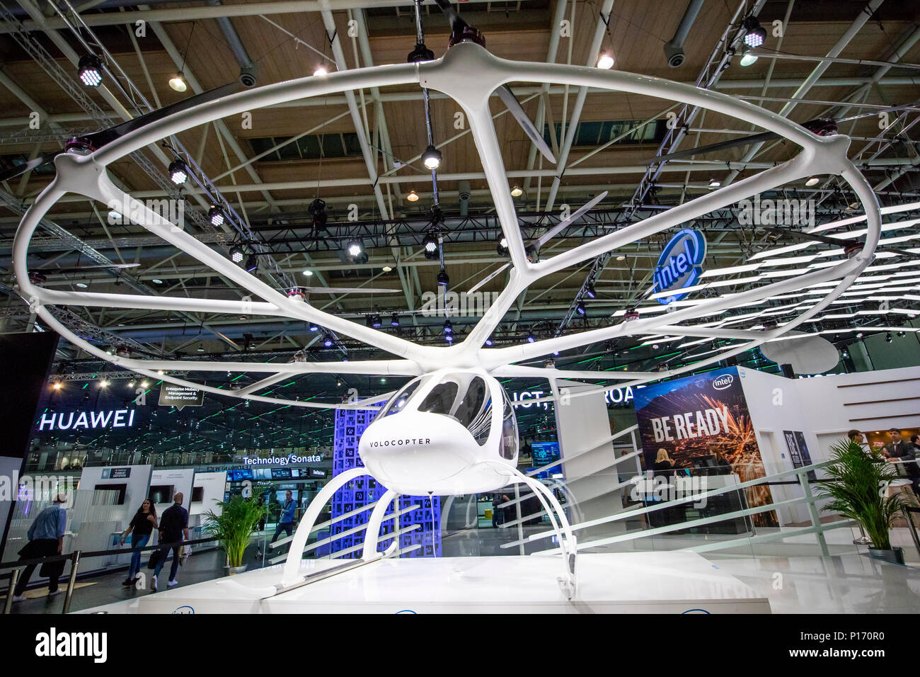 Vtol aircraft hi-res stock photography and images - Alamy