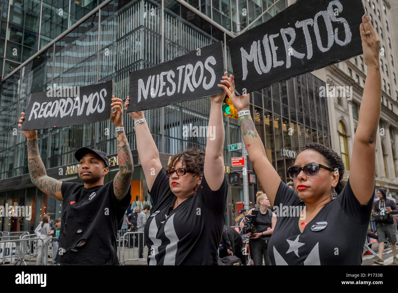 Puerto rican parade new york float hi-res stock photography and images ...