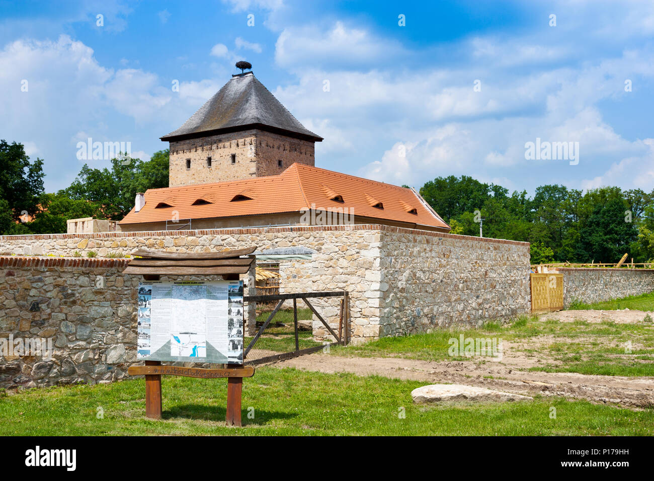 Barochovská (Dolní) tvrz, Kestřany, Jihočeský kraj, Česká republika ...