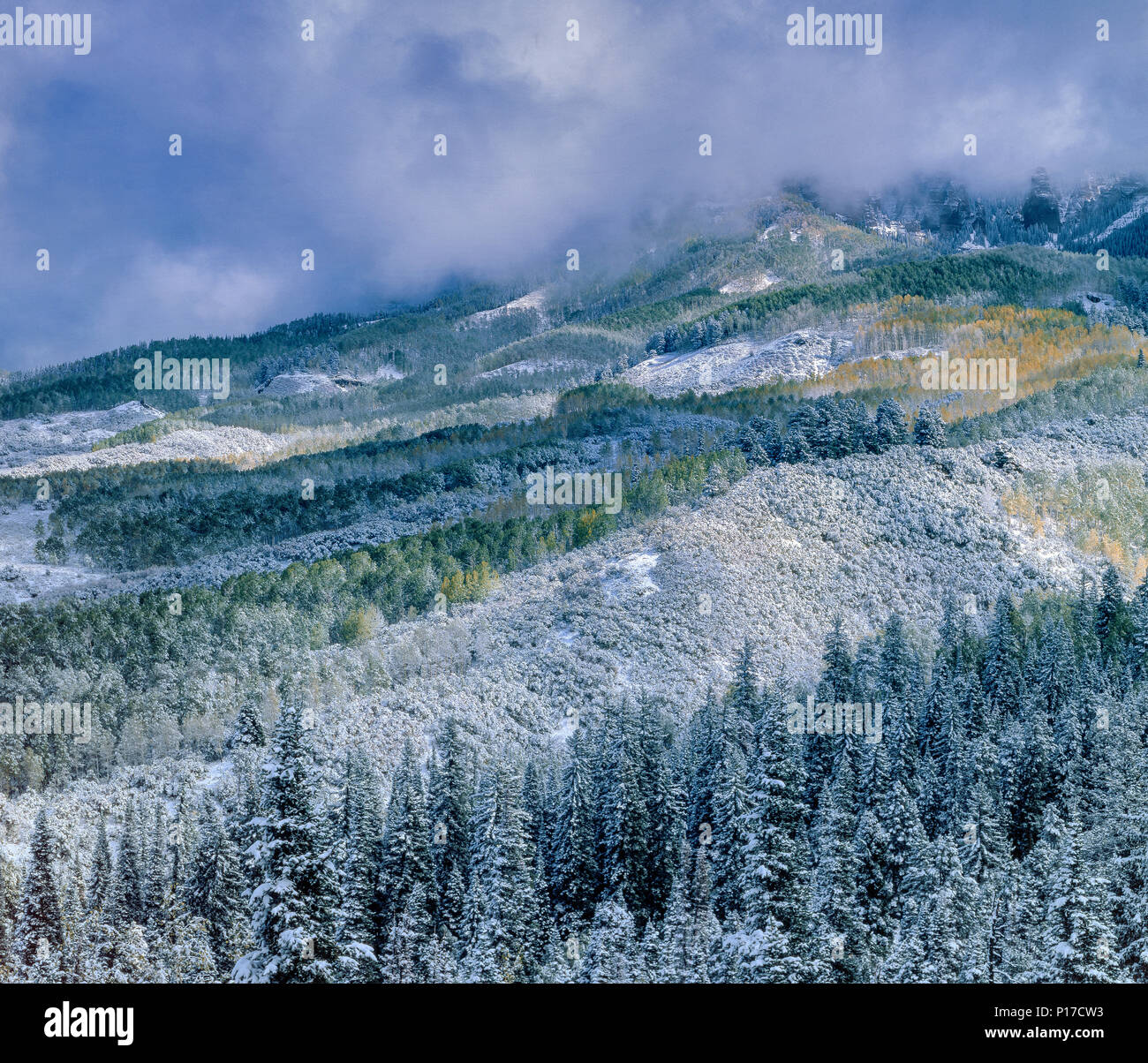 Mountains clearing hi-res stock photography and images - Alamy
