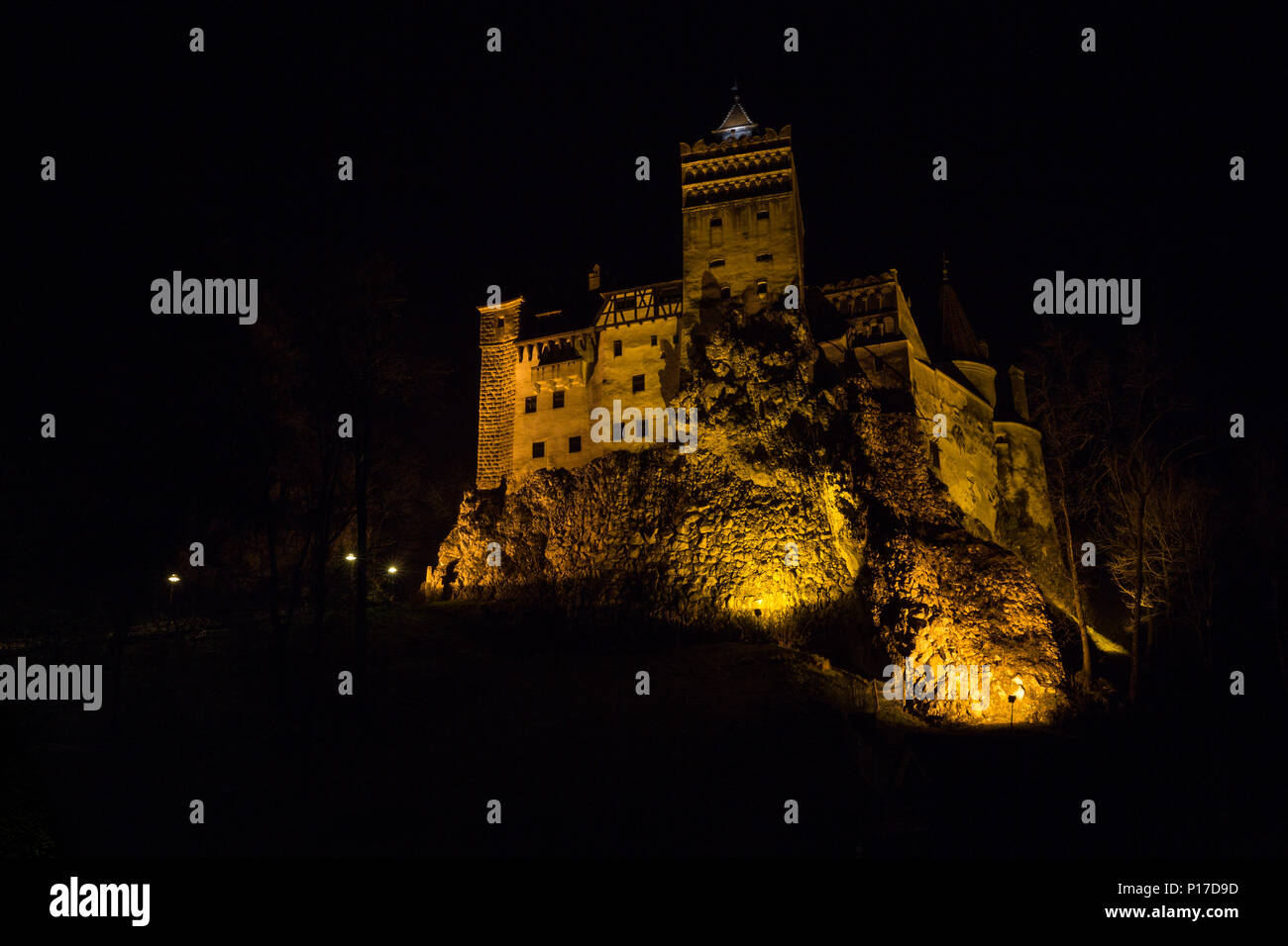 Bran castle night transylvania hi-res stock photography and images - Alamy