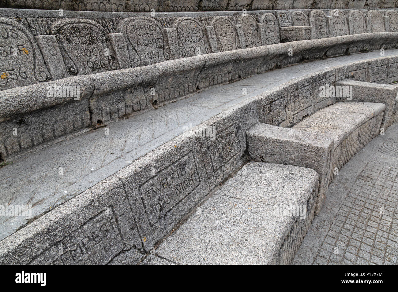 Carved stone seats minack theatre hi-res stock photography and images ...