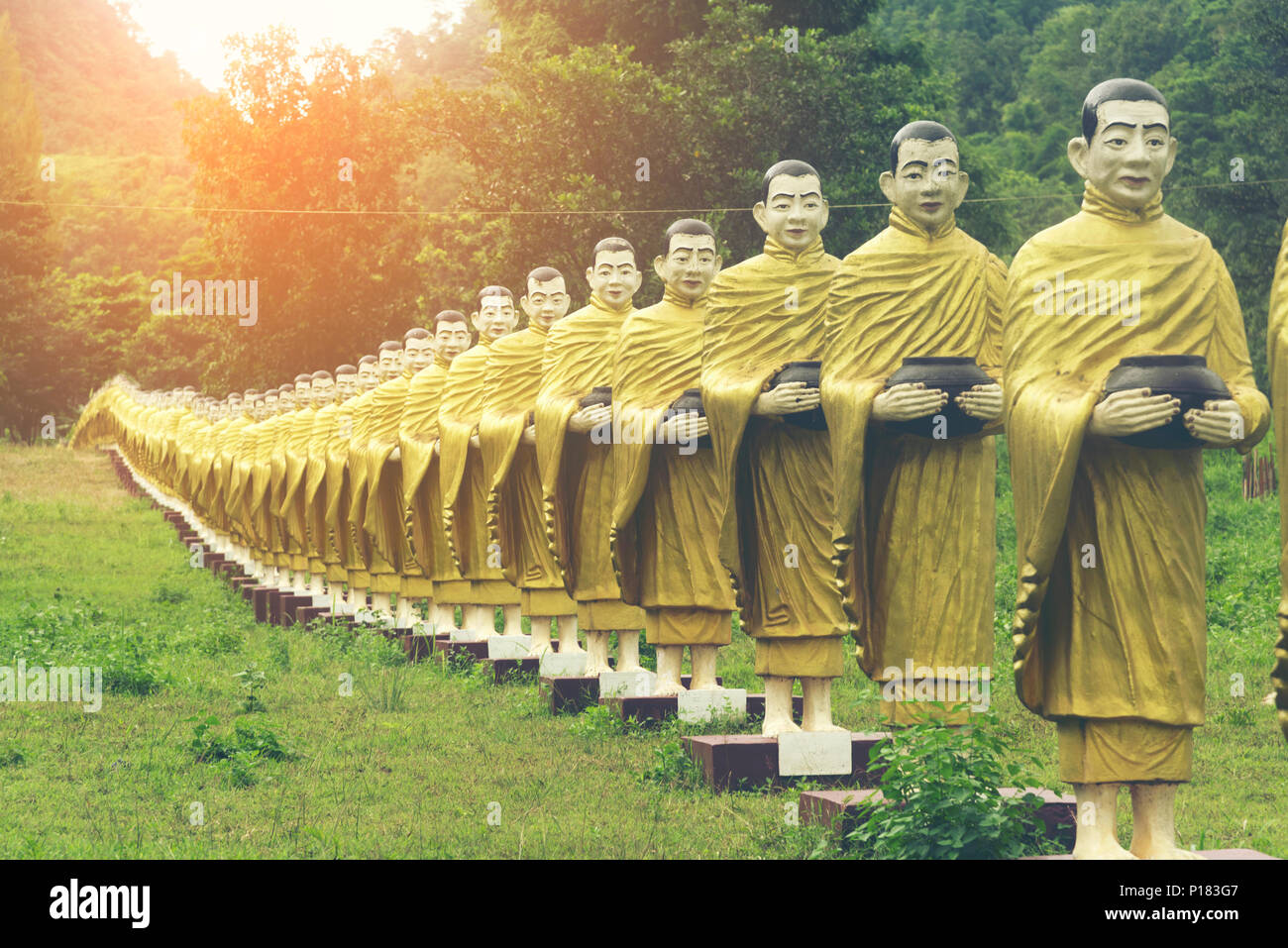 many Buddha statue if Burmese temples Stock Photo - Alamy
