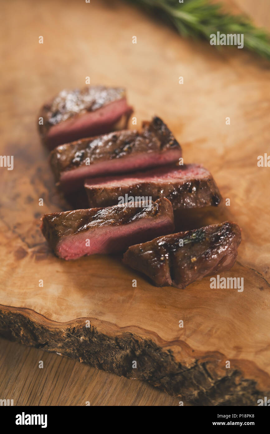 Filet mignon on chopping board hi-res stock photography and images - Alamy