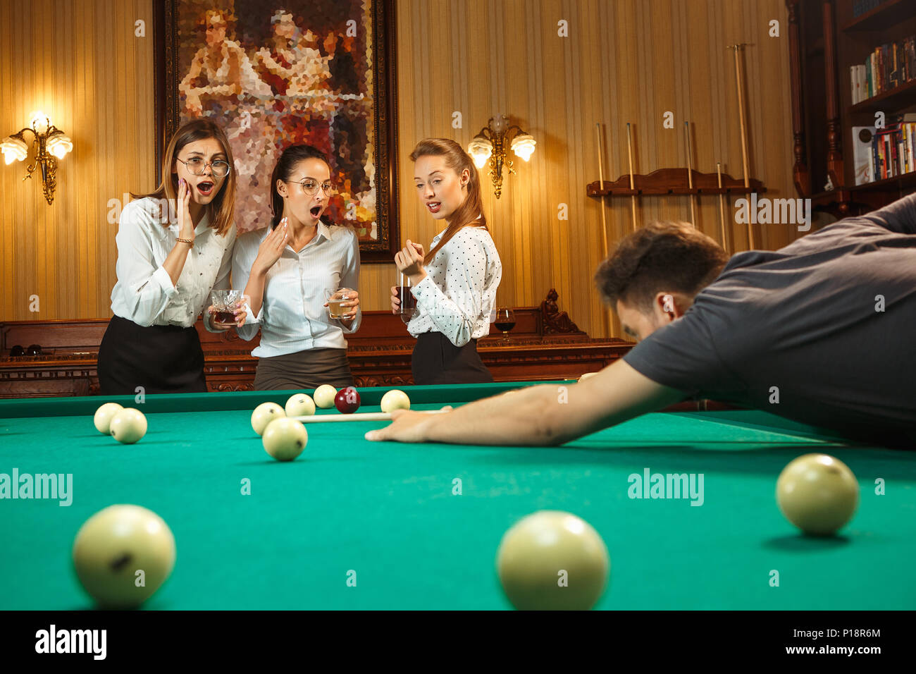 Guy playing pool hi-res stock photography and images - Alamy