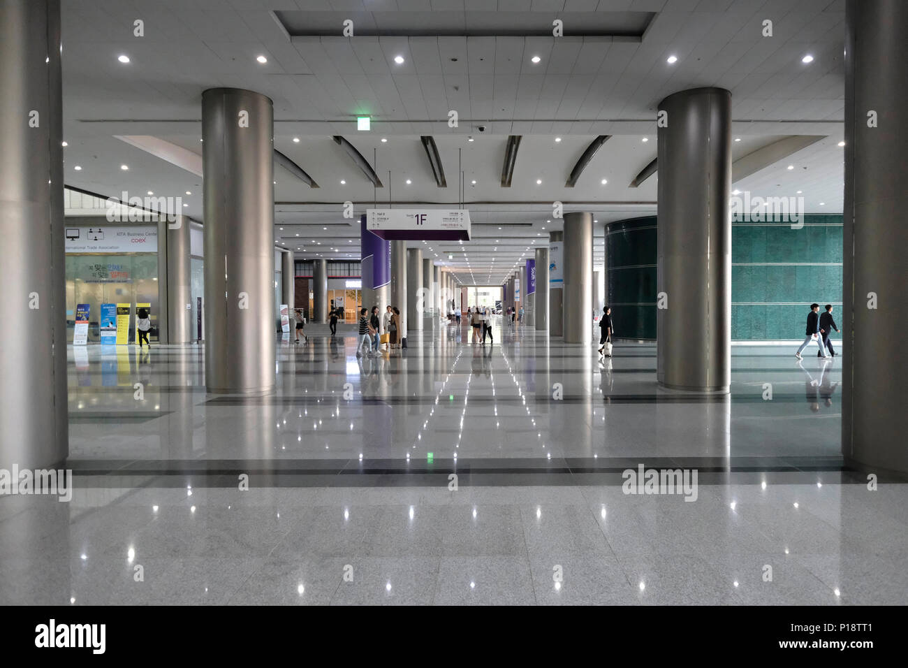 World Trade Center Seoul High Resolution Stock Photography and Images ...
