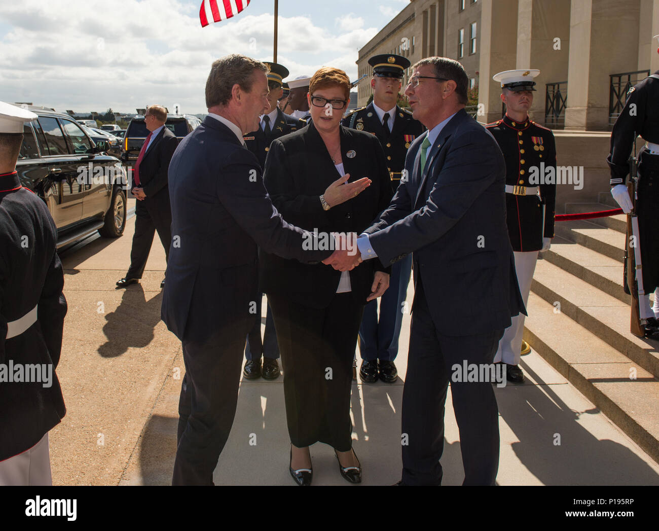 Christopher pyne australia hi-res stock photography and images - Alamy