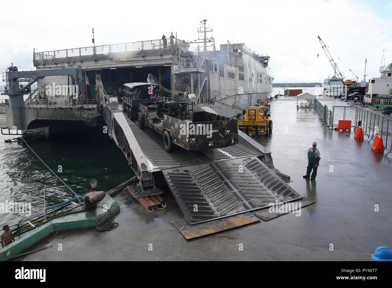 Expeditionary fast transport ship usns millinocket t epf 3 hi-res stock ...
