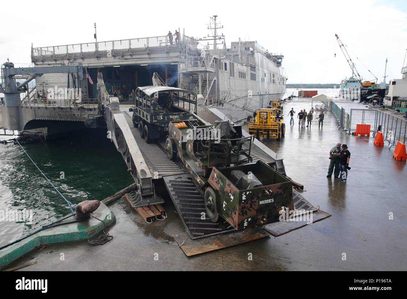 Expeditionary fast transport ship usns millinocket t epf 3 hi-res stock ...