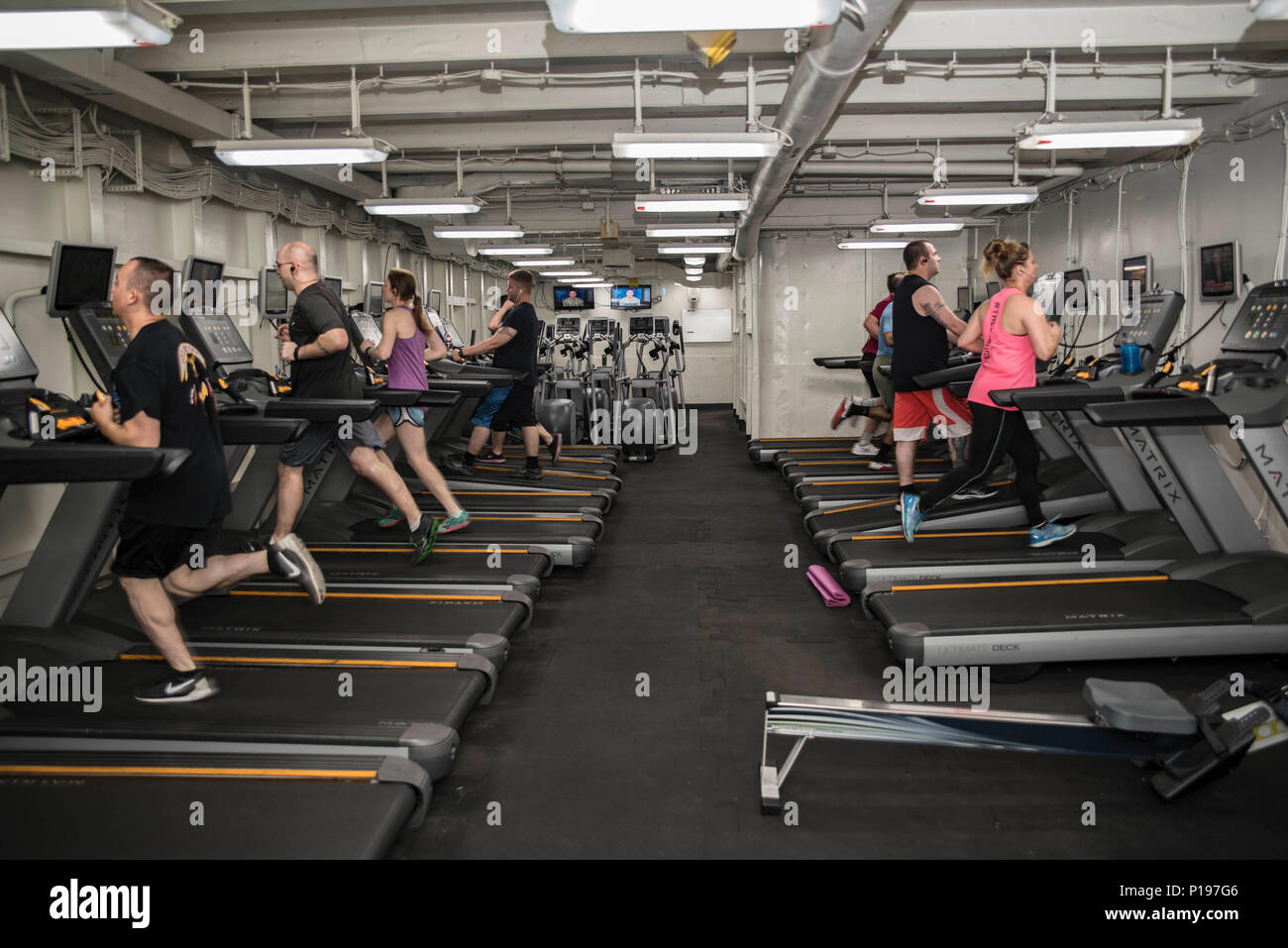 161005-N-WC455-050 ARABIAN GULF (Oct. 5, 2016) Sailors run on ...