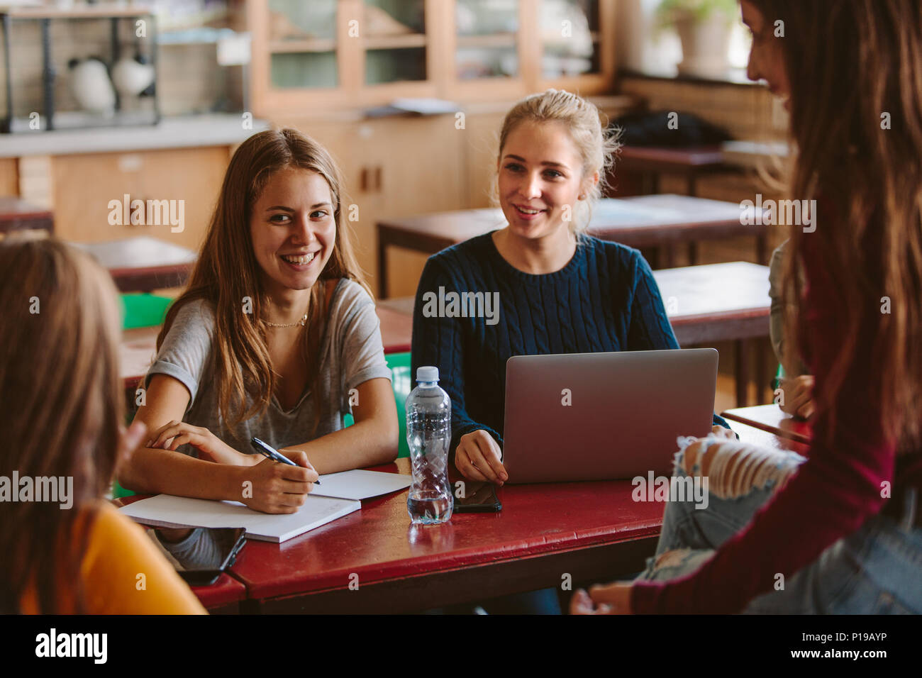 Student class school desk group friends boys hi-res stock photography ...