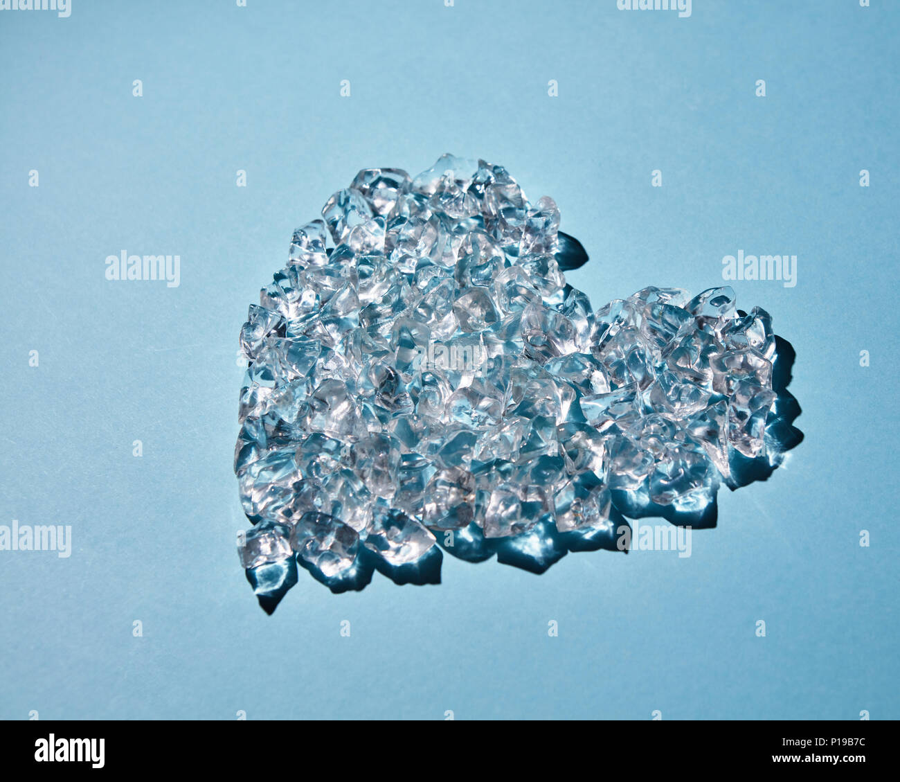 Ice heart shape hi-res stock photography and images - Alamy