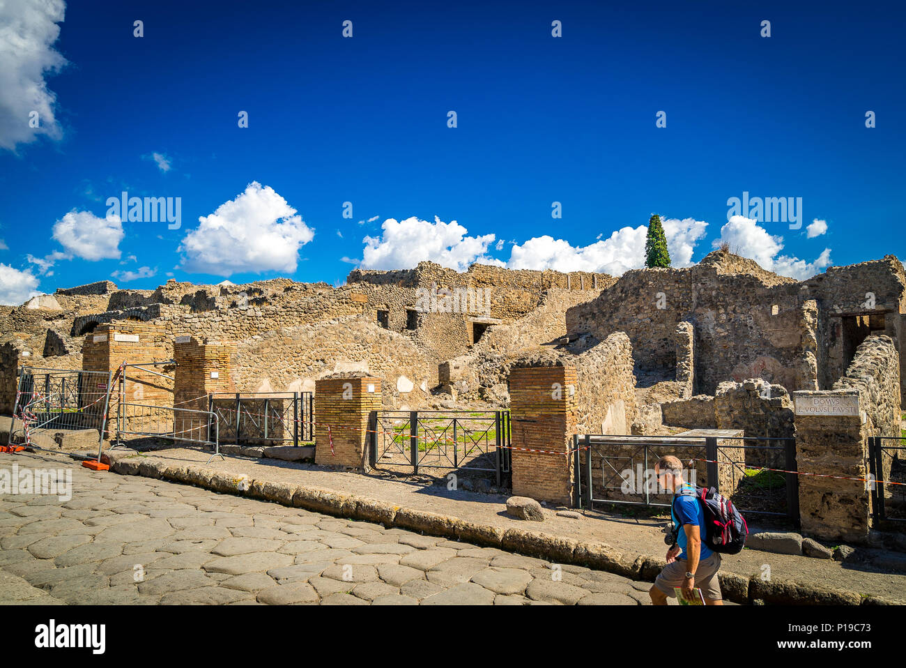 Pompeii was an ancient Roman city near modern Naples was buried under ...