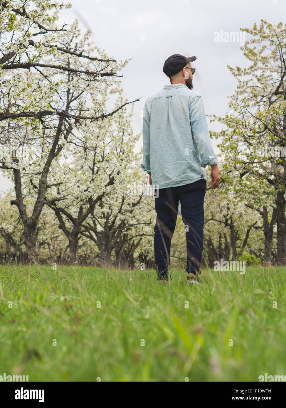 Hipster is a man hi-res stock photography and images - Alamy