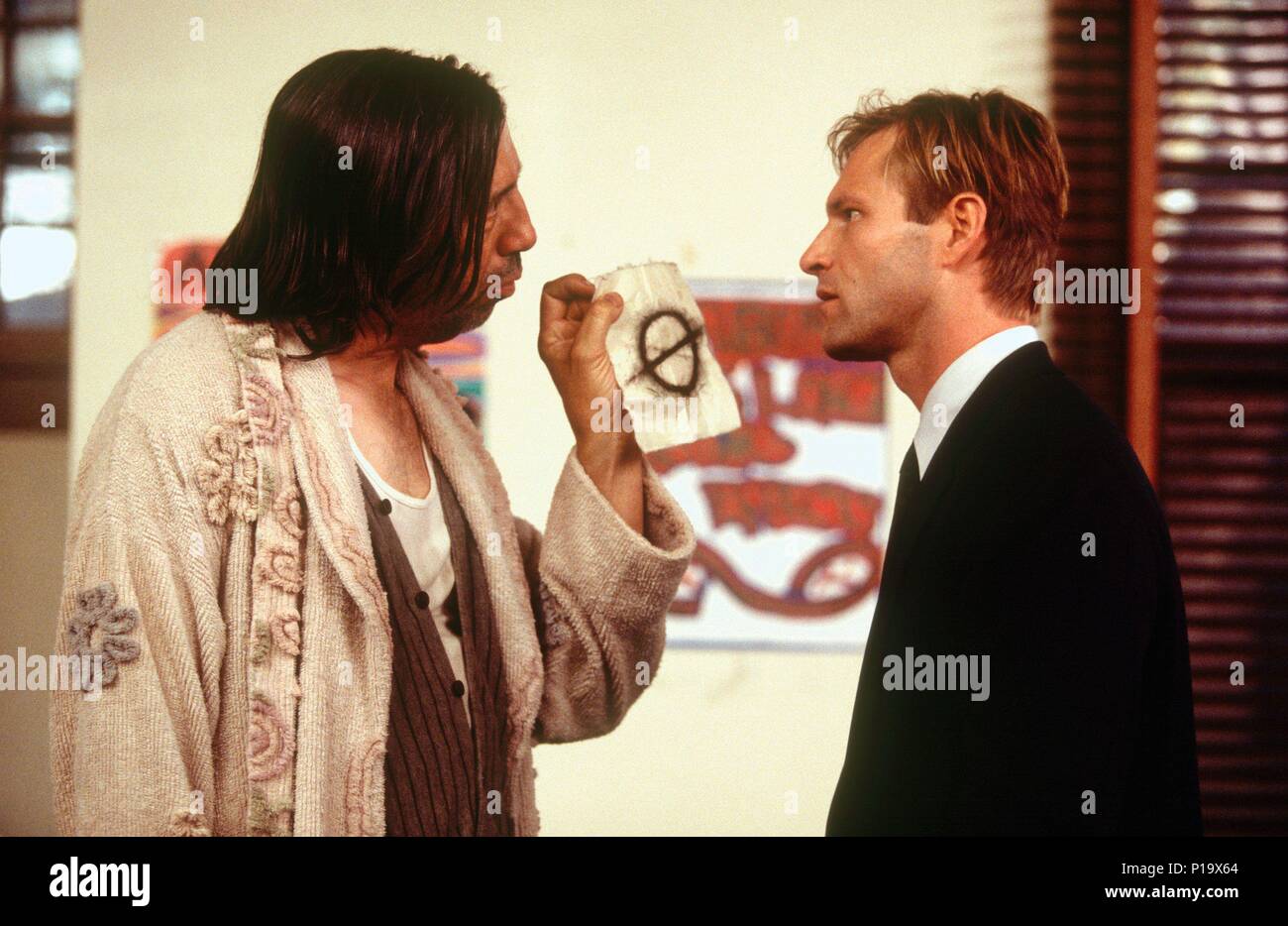 Frank collison aaron eckhart suspect hi-res stock photography and images - Alamy