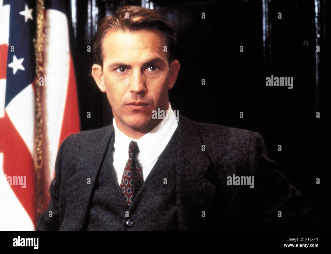 Untouchables kevin costner hi-res stock photography and images - Alamy