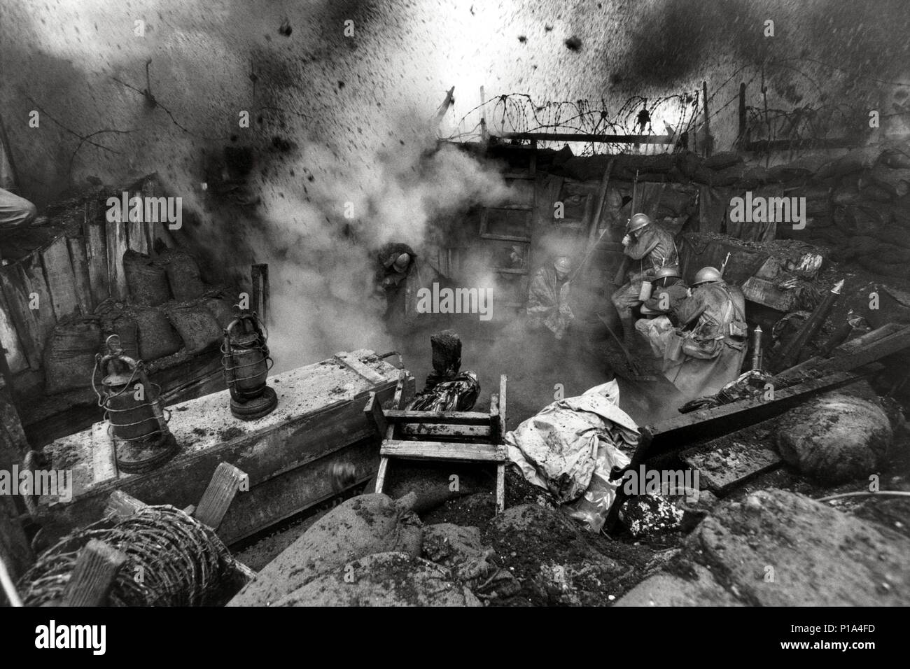 Un long dimanche de fiancailles hi-res stock photography and images - Alamy