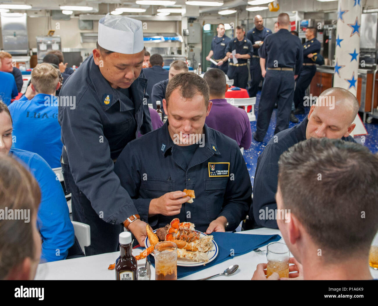 161005-N-VR008-069 PACIFIC OCEAN (Oct. 5, 2016) Senior Chief Sherwin ...