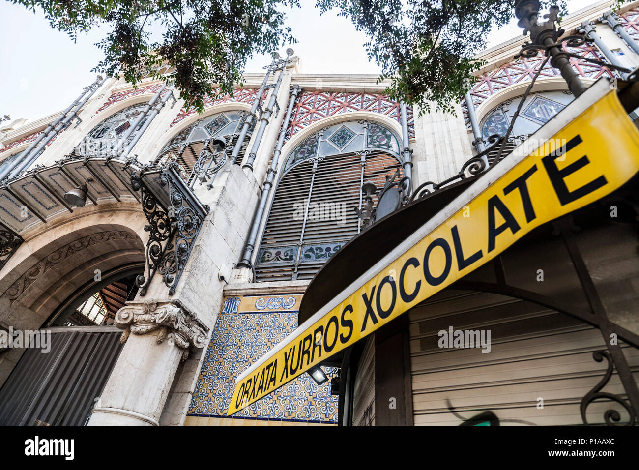 Mercat central hi-res stock photography and images - Alamy