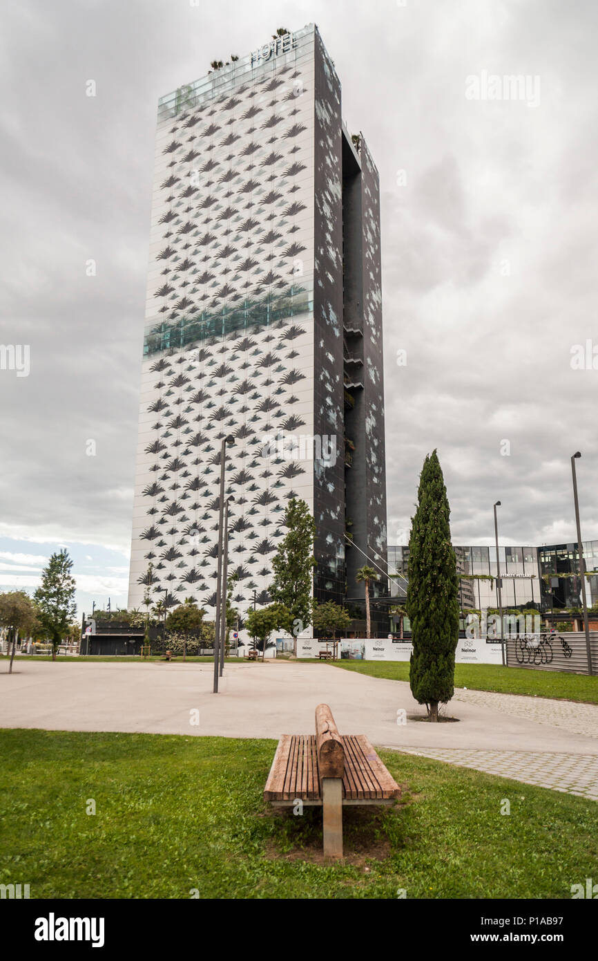 Renaissance Barcelona Fira Hotel in business area of Europa square ...