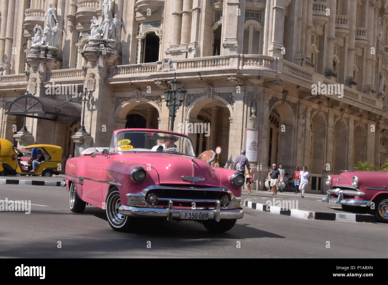 Vintage convertible car hi-res stock photography and images - Alamy