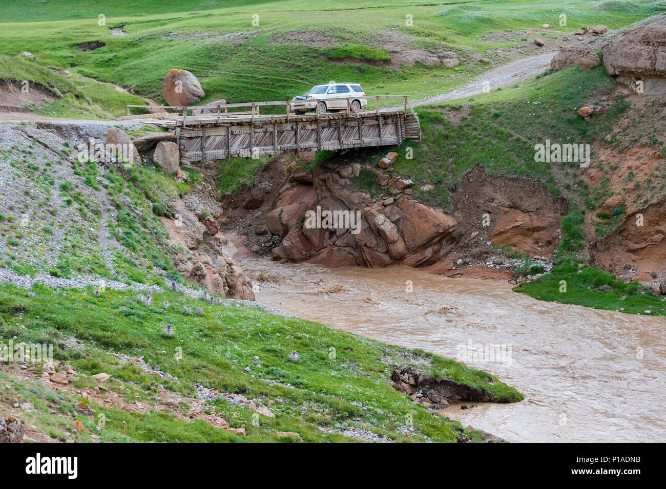 Crossing of a gorge hi-res stock photography and images - Alamy