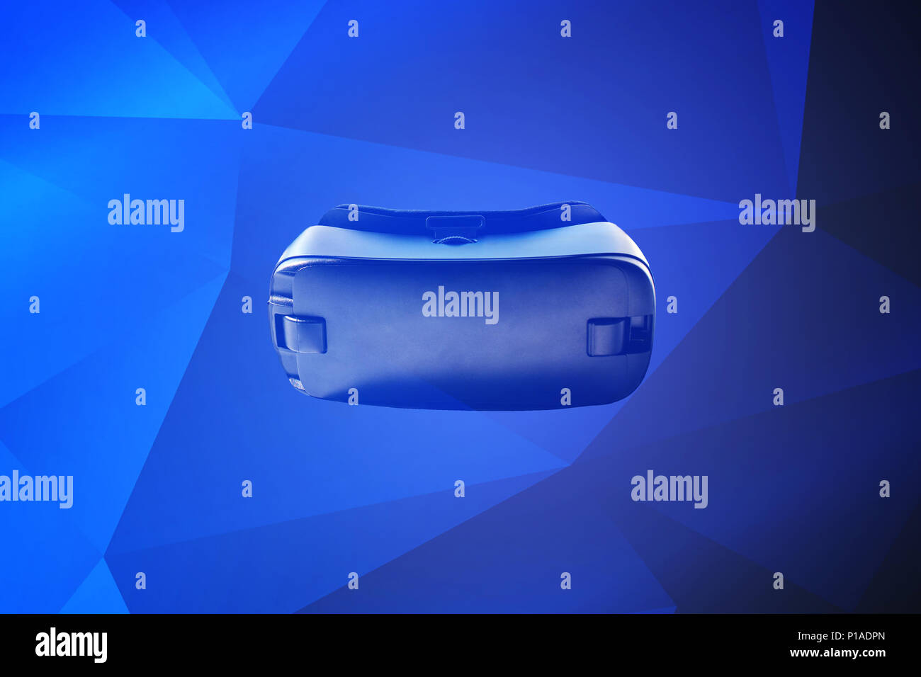 Interactive glasses hi-res stock photography and images - Alamy