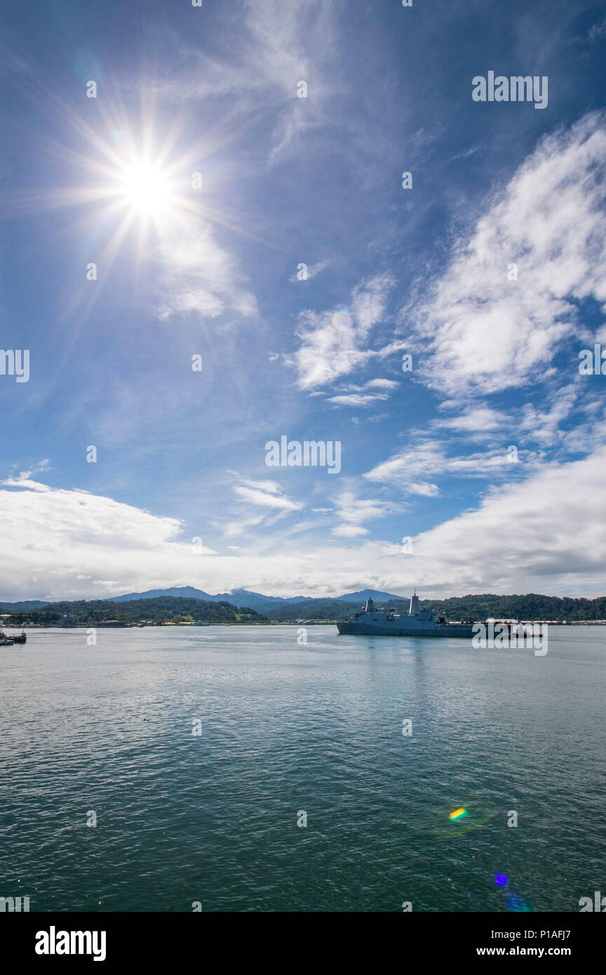 161005-N-TH560-362 SUBIC BAY, Philippines (Oct. 5, 2016) Amphibious ...