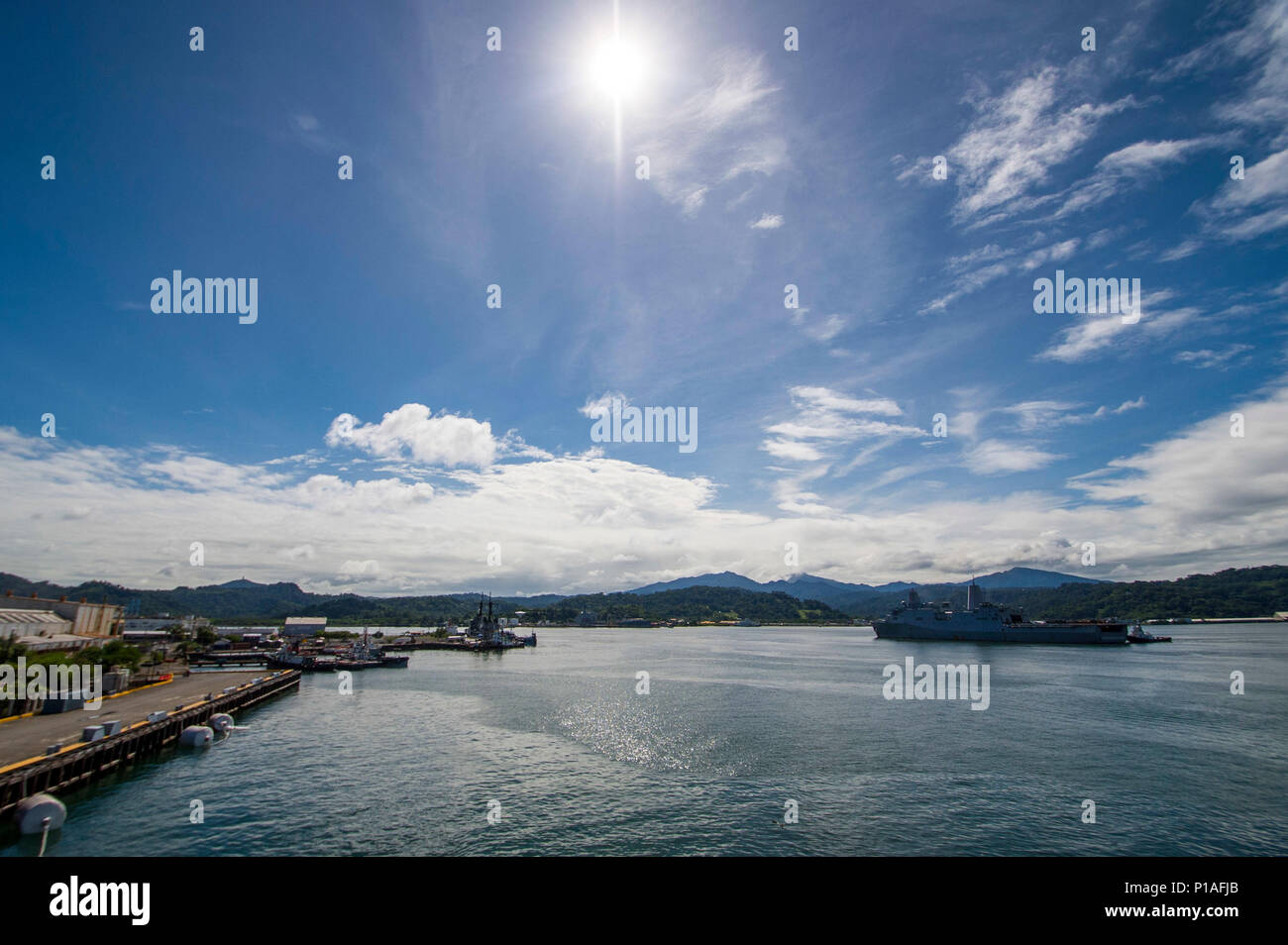161005-N-TH560-379 SUBIC BAY, Philippines (Oct. 5, 2016) Amphibious ...