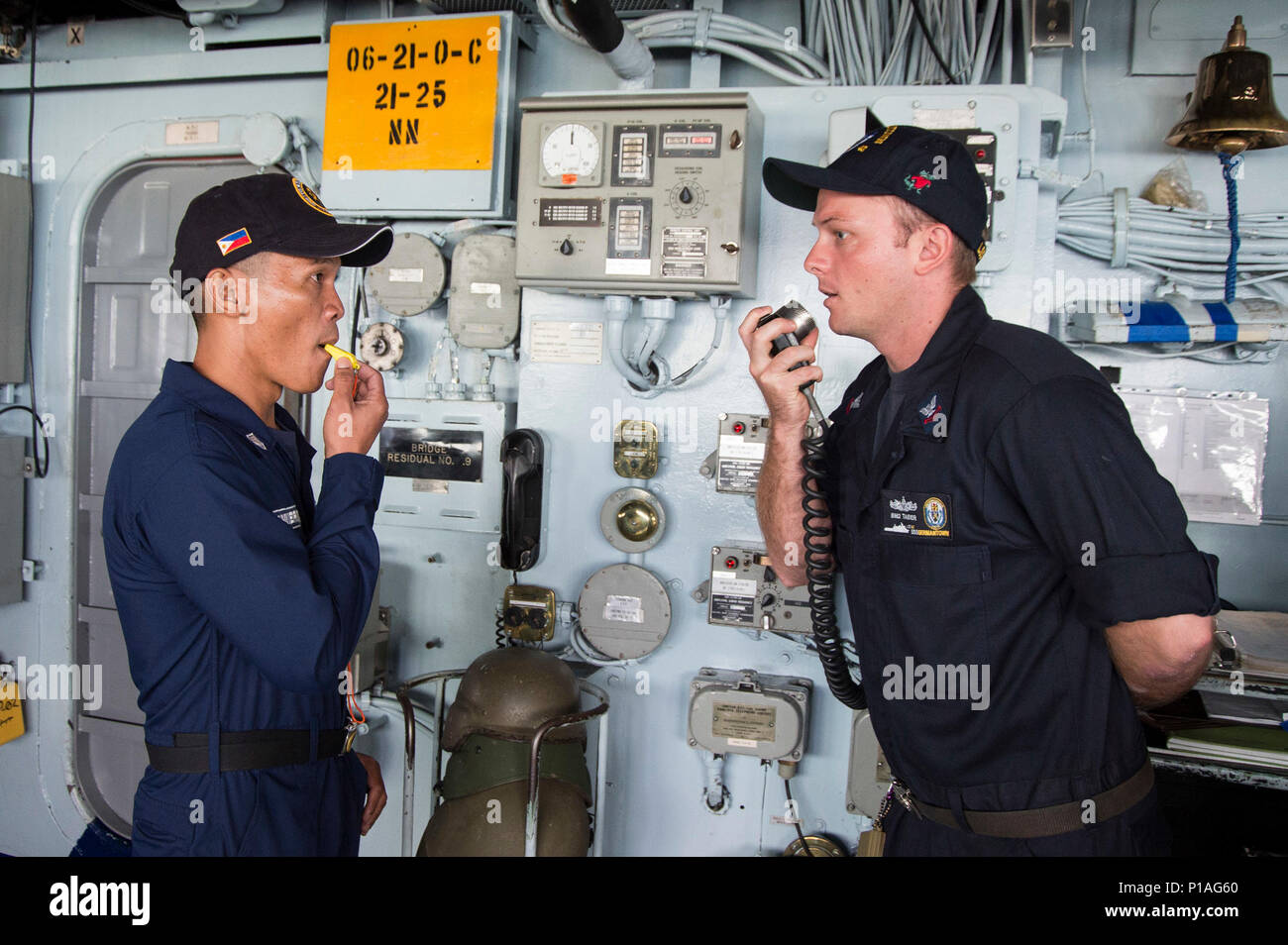 161006-N-BB269-021 SUBIC BAY, Philippines, (Oct. 6, 2016) Philippine ...
