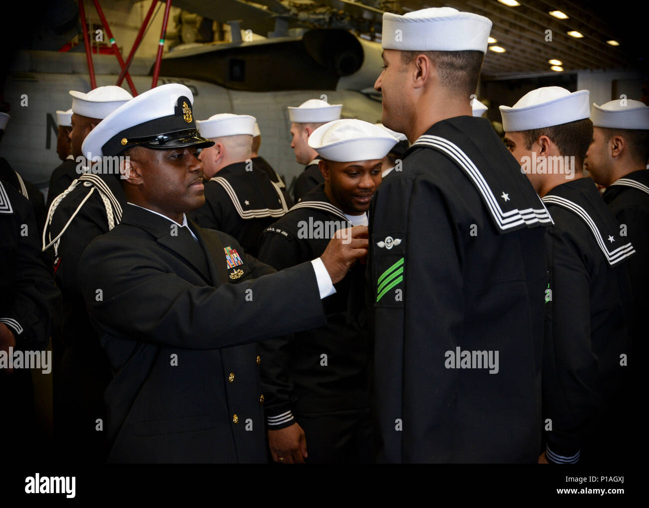 161006-N-RL456-006 ATLANTIC OCEAN (Oct. 6, 2016) Chief Kendric Bryant ...